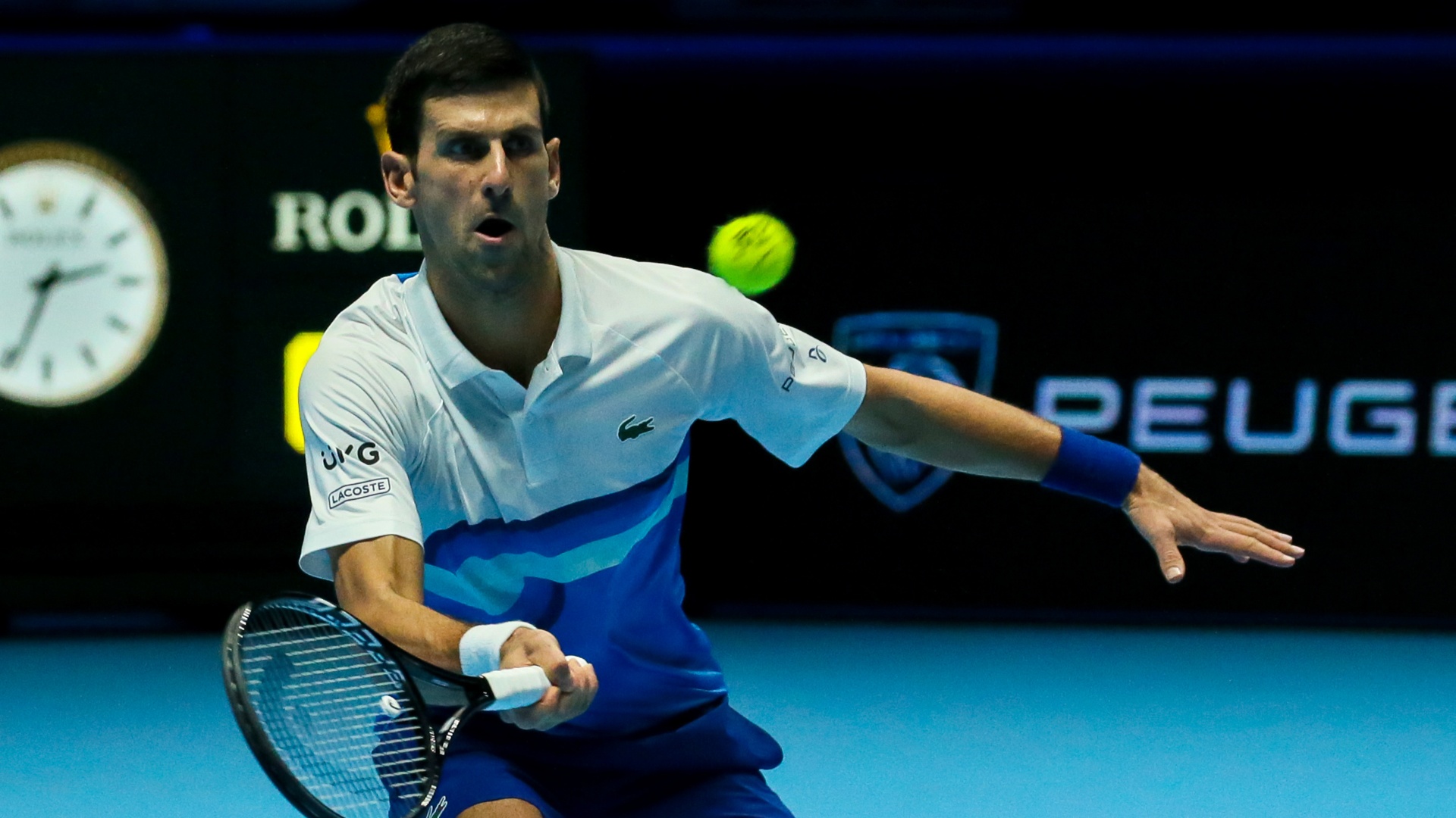 Djokovic domina Rublev e vince il girone