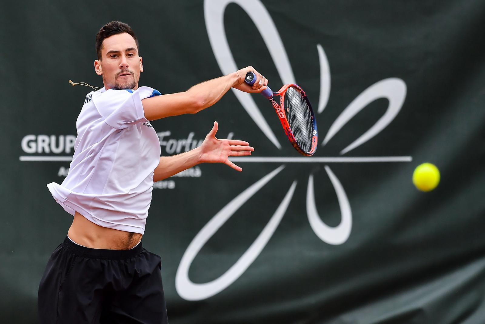 Numb3rs: 44 italiani in fila per due… nei Top 100