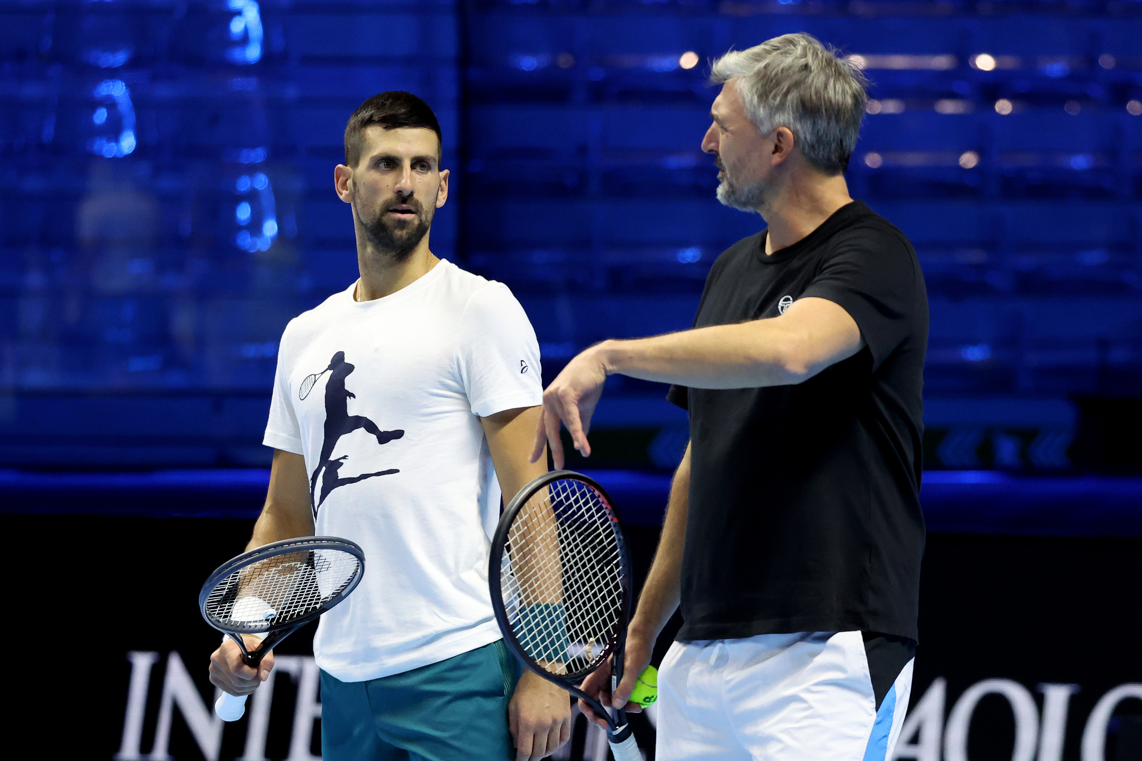 Djokovic e Tsitsipas, allenamento e cautela