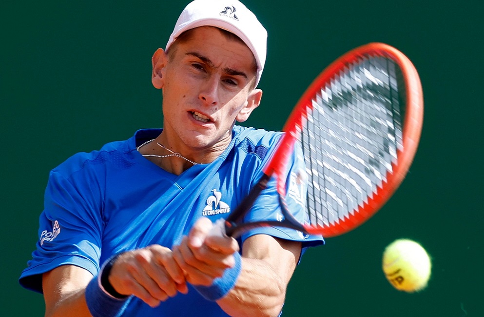 Barcellona: Arnaldi annulla 4 mp e batte Baez