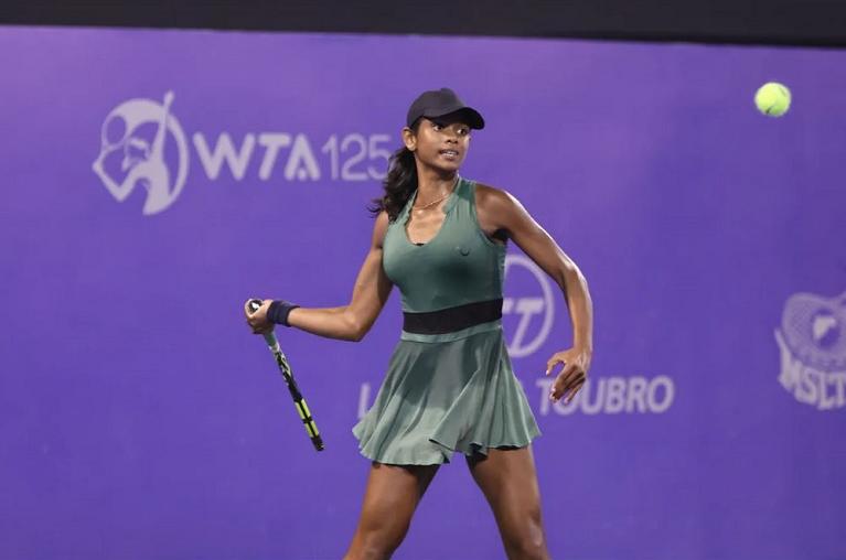 A Mumbai brilla la stella di Maaya, teen-ager di belle speranze