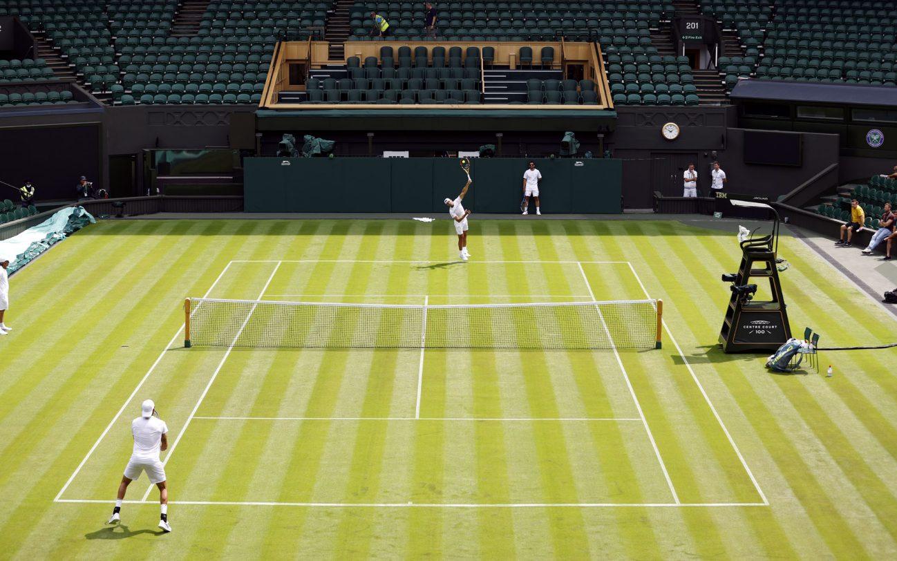 Berrettini-Nadal, primo storico allenamento sul Centrale di Wimbledon Berrettini-Nadal, primo storico allenamento sul Centrale di Wimbledon